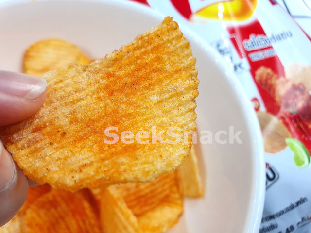 Lay's Rock Ridged Potato Chip Wingz Zabb Chicken Flavor · SeekSnack